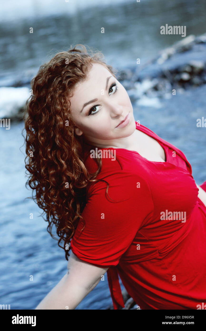 Cheveux roux frisés Banque de photographies et d’images à haute ...