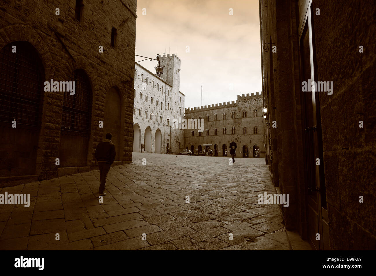 Volterra Castle Banque d'image et photos - Alamy
