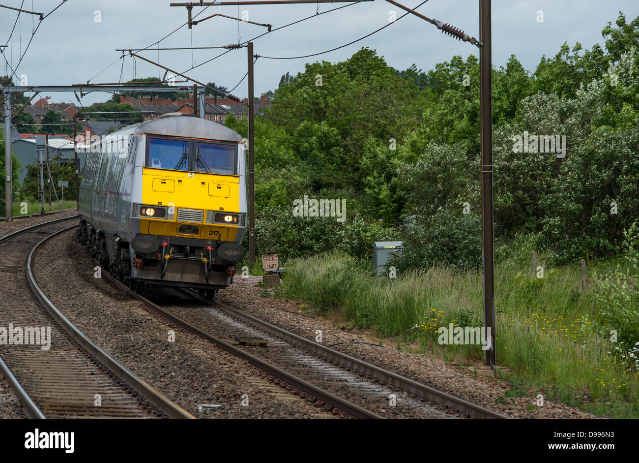 Class 91 electric locomotive Banque de photographies et d’images à ...
