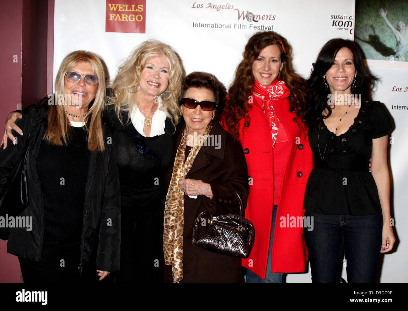 Nancy Sinatra, Connie Stevens, Nancy Sinatra Sr., Joely Fisher, Tricia ...