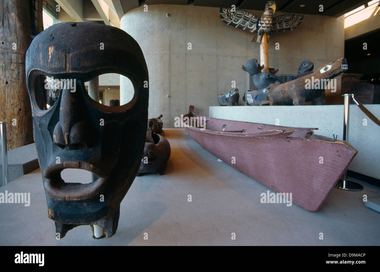 Canoe museum canada Banque de photographies et d’images à haute ...