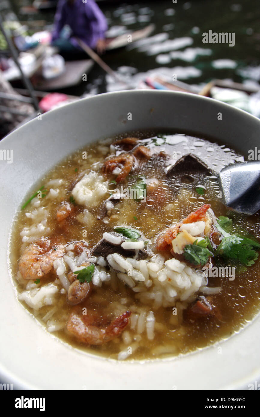 Riz bouilli Banque de photographies et d’images à haute résolution - Alamy