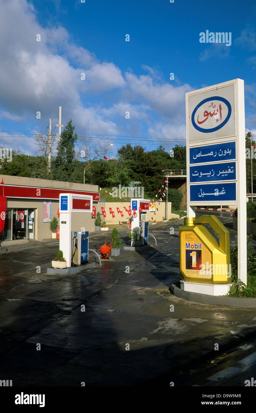 Pompe essence tunisie Banque de photographies et d’images à haute ...