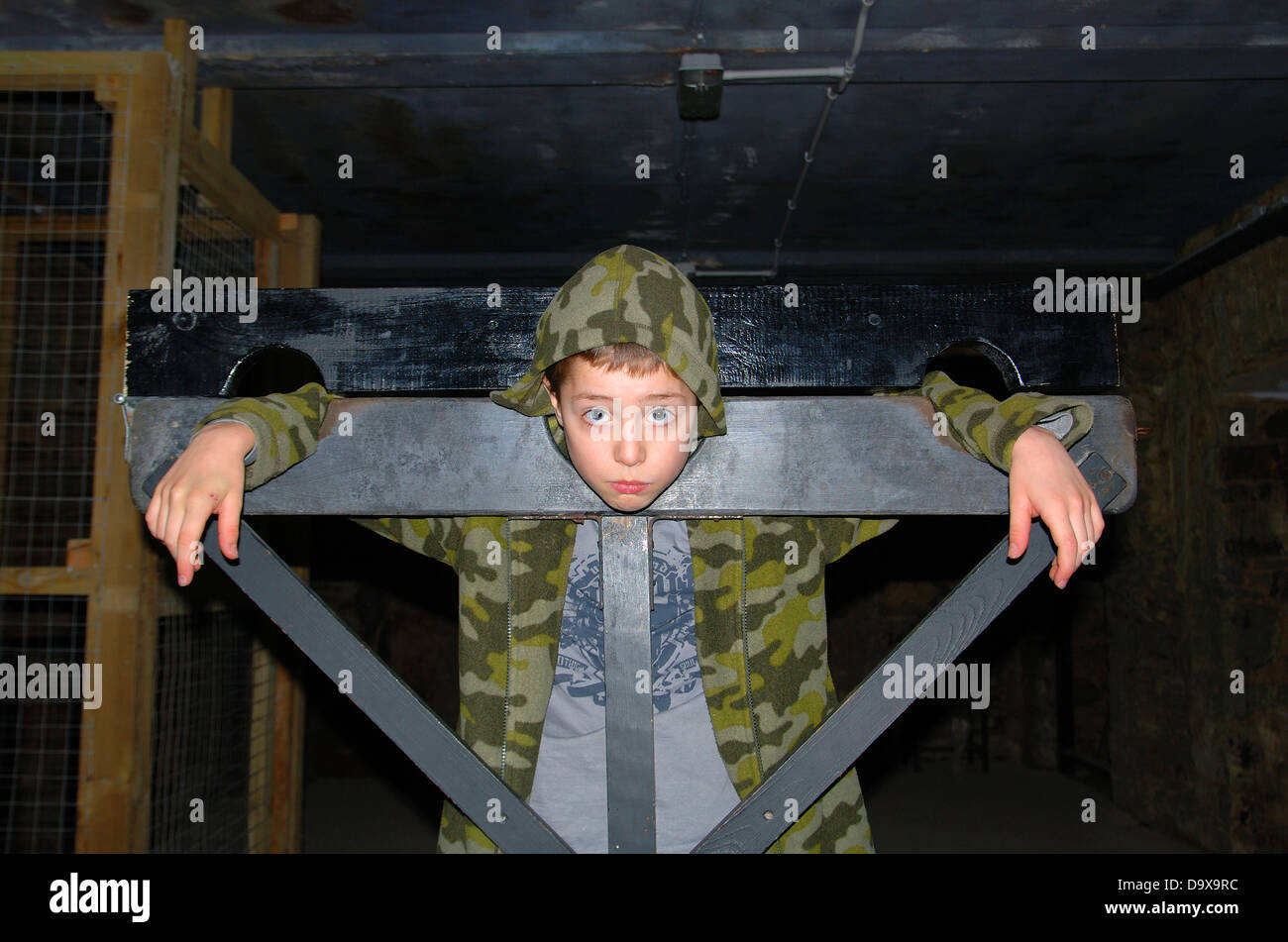 Child prisoner Banque de photographies et d’images à haute résolution ...