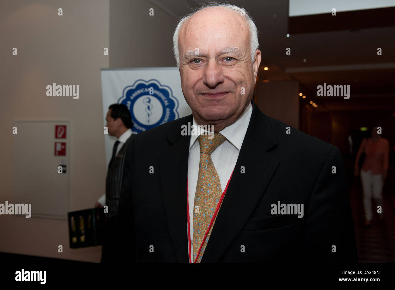 Dr shawki Banque de photographies et d’images à haute résolution - Alamy