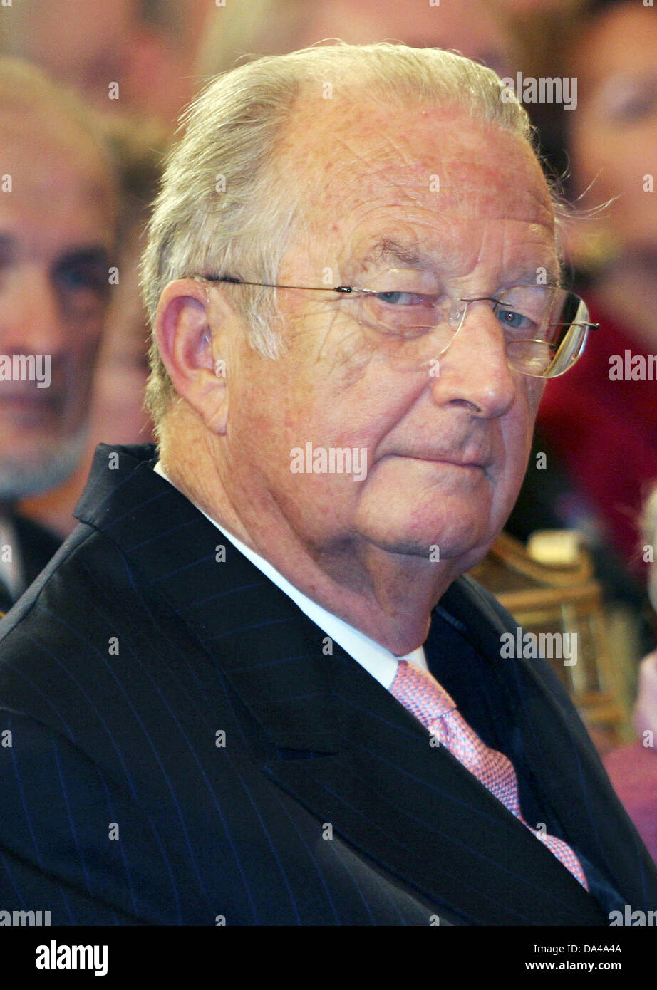 Le Roi Albert II de Belgique en photo au traditionnel concert de Noël ...