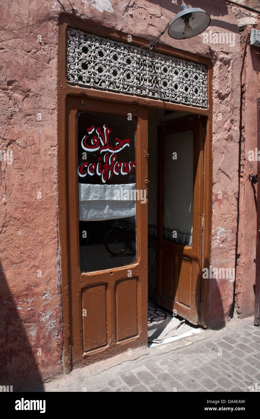 Morocco marrakech barber Banque de photographies et d’images à haute ...