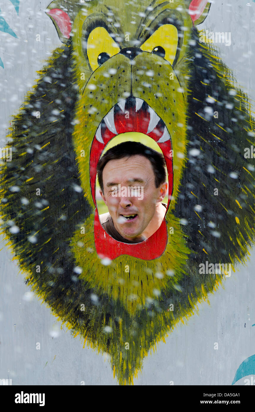 éponge humide Banque de photographies et d’images à haute résolution ...