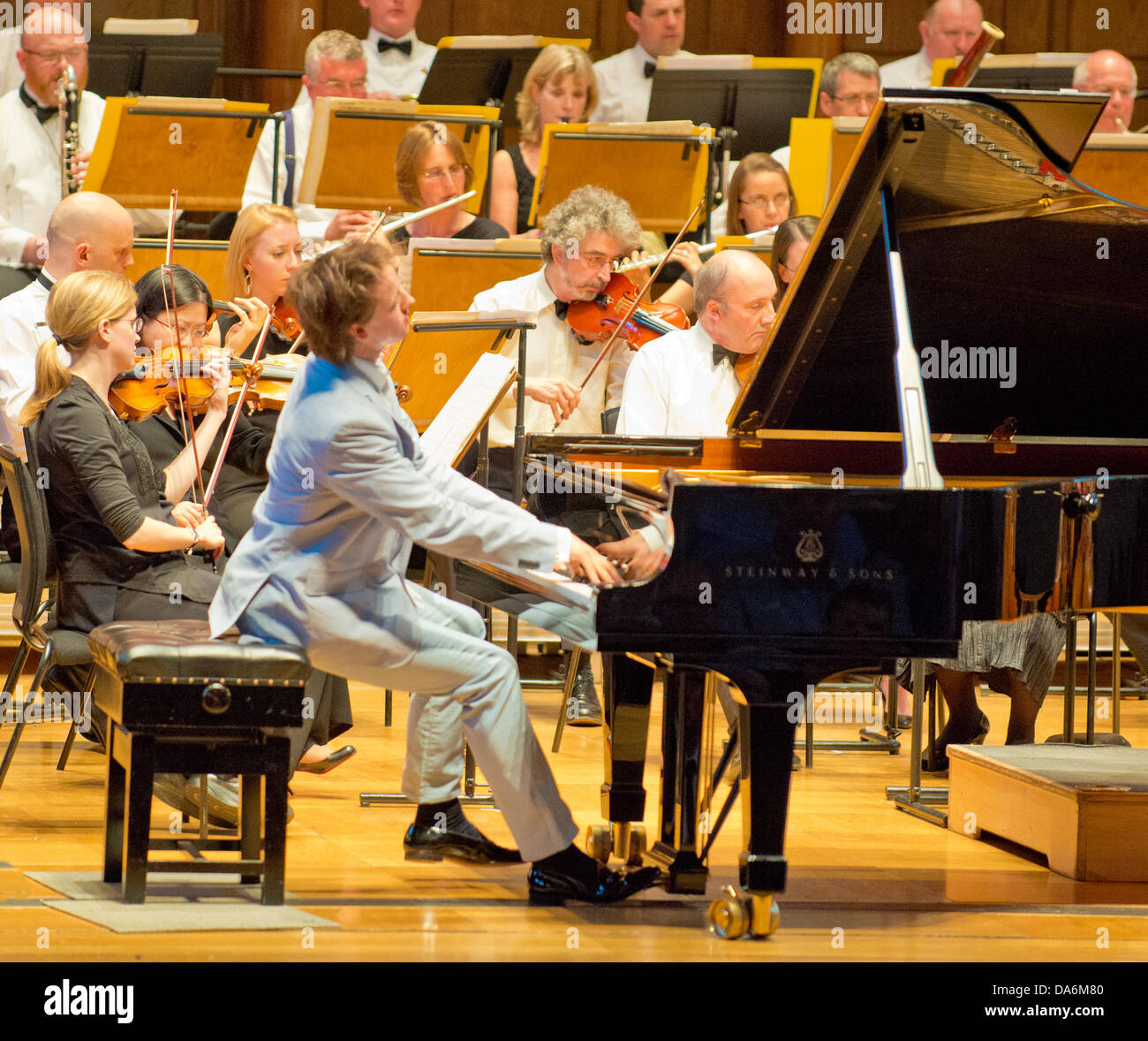 Oliver poole Banque de photographies et d’images à haute résolution - Alamy