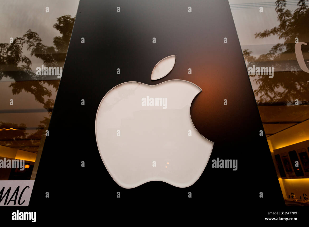 Logo apple store Banque de photographies et d’images à haute résolution ...