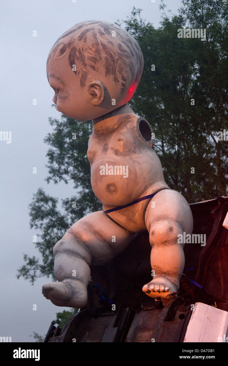 Mutoid waste co Banque de photographies et d’images à haute résolution ...