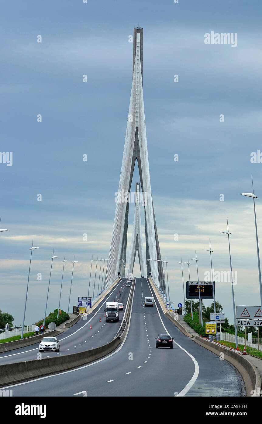"Pont de Normandie" (Pont de Normandie) : à haubans pont routier sur la ...