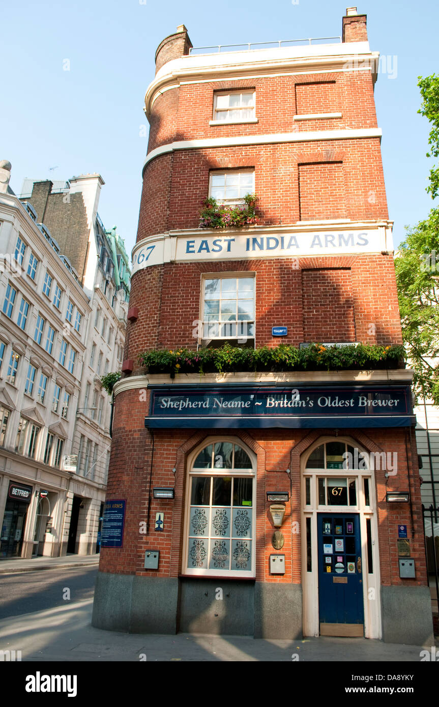 The city arms pub Banque de photographies et d’images à haute ...