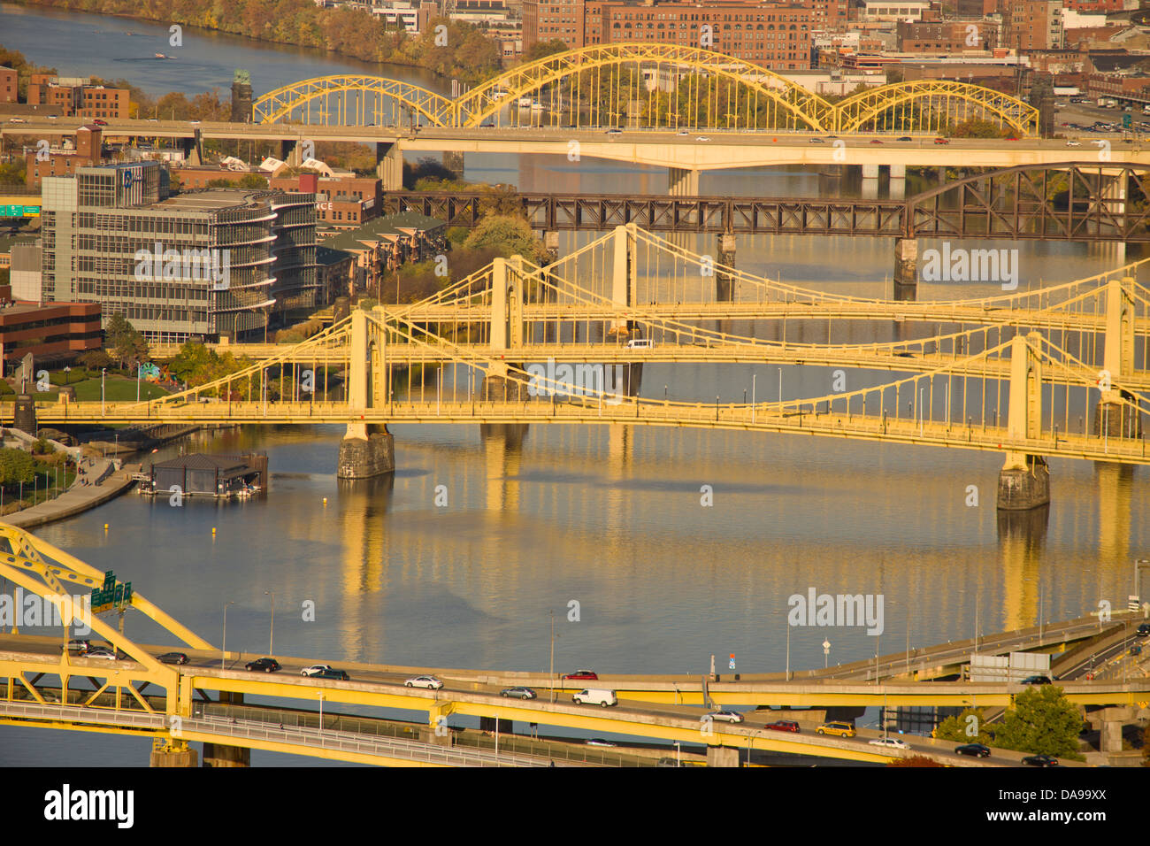 Ponts De Pittsburgh Banque d'image et photos - Alamy