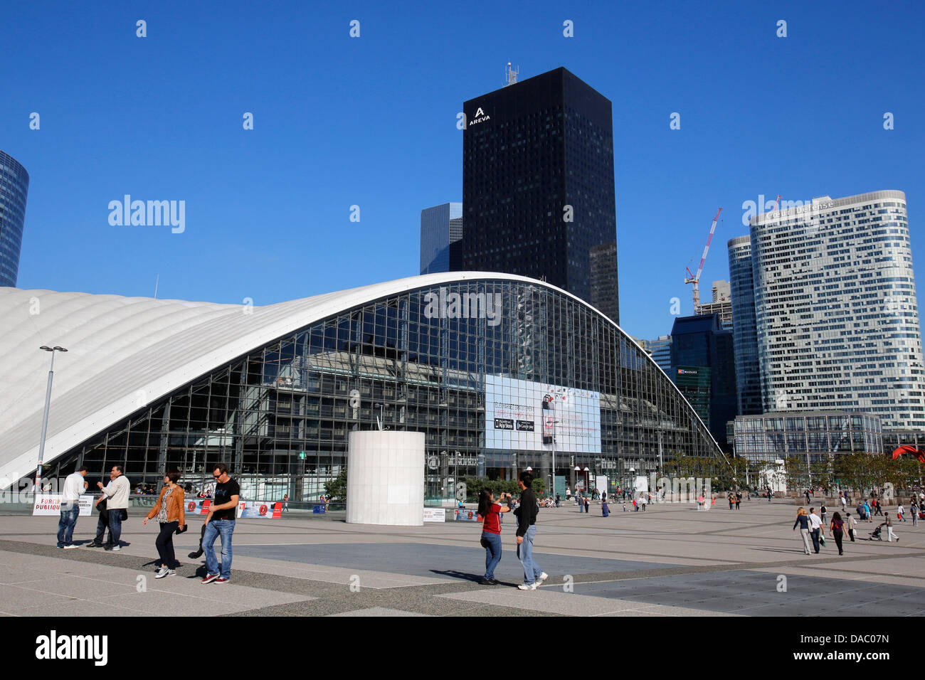 Paris la defense the cnit Banque de photographies et d’images à haute ...