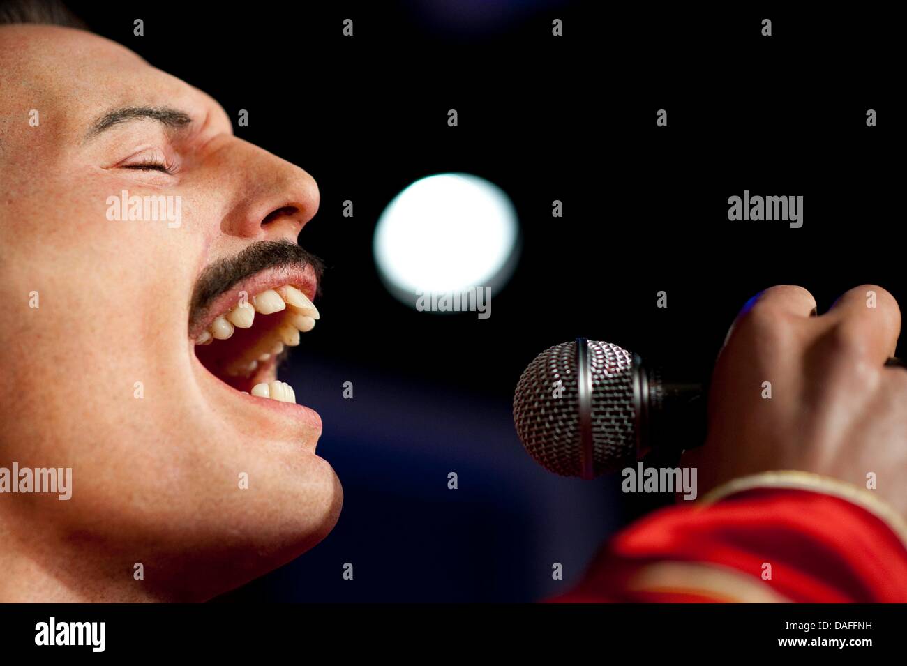 Cire la de Freddie Mercury, le leader du groupe de rock britannique ...