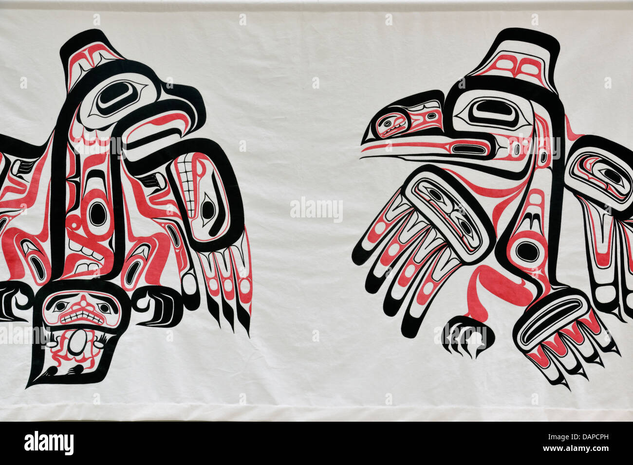 L'art haïda dans le foyer de la musée Haida Haida Gwaii Queen Charlotte ...