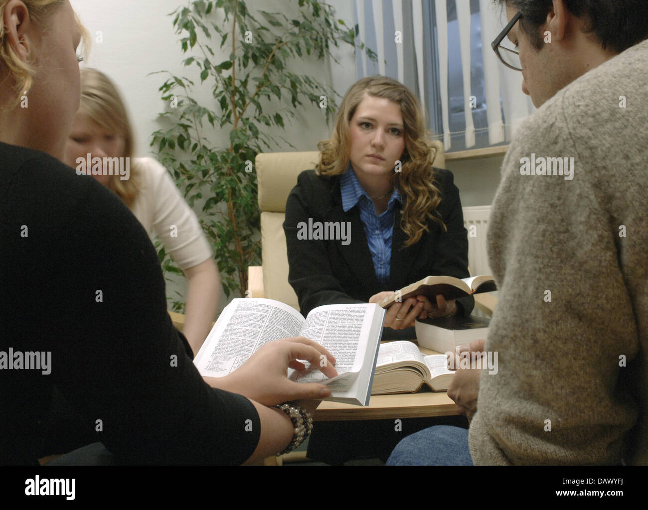 Soeur missionnaire Banque de photographies et d’images à haute ...