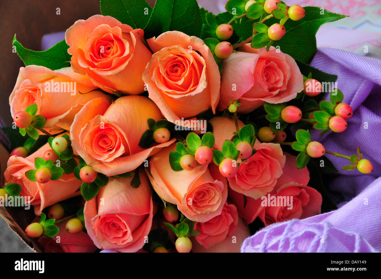 Wedding bouquet display roses flowers Banque de photographies et d ...