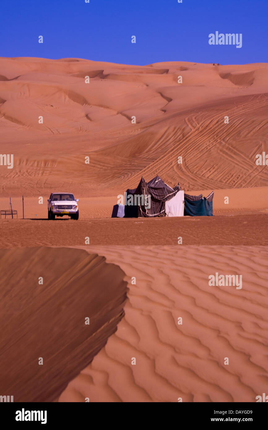 Bedouin camp in wahiba sands Banque de photographies et d’images à ...