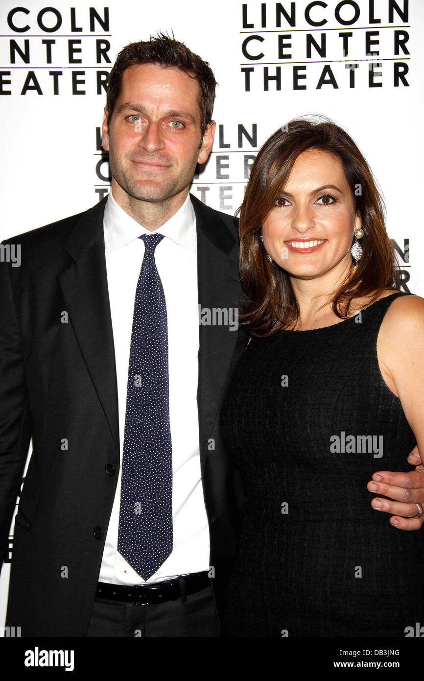 Mariska hargitay opening night broadway Banque de photographies et d ...