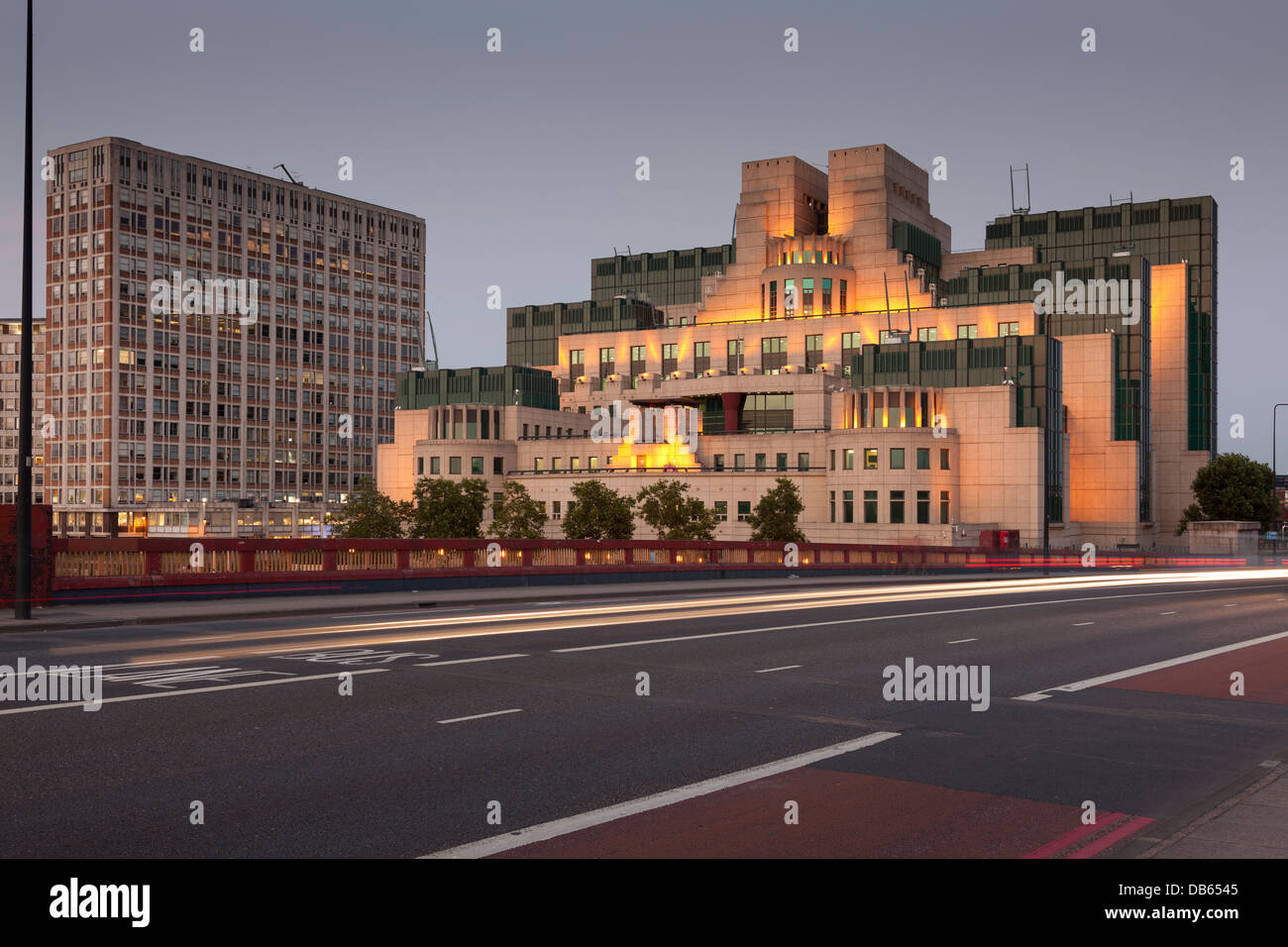 Mi5 building Banque de photographies et d’images à haute résolution - Alamy