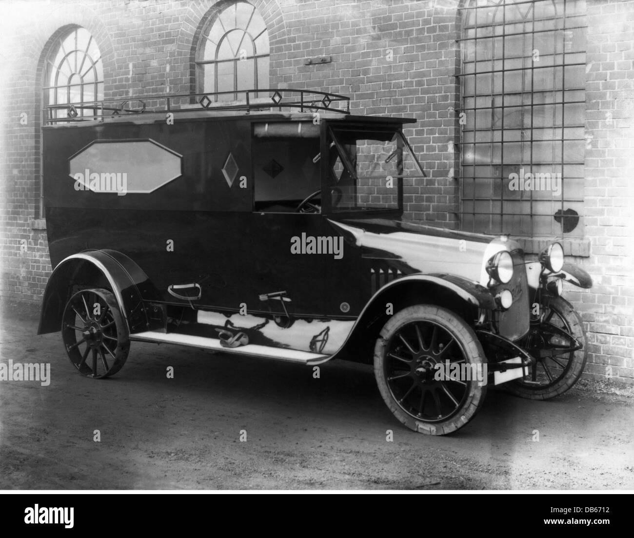 Transport / transport, voitures, Horch living van, aménagement par ...