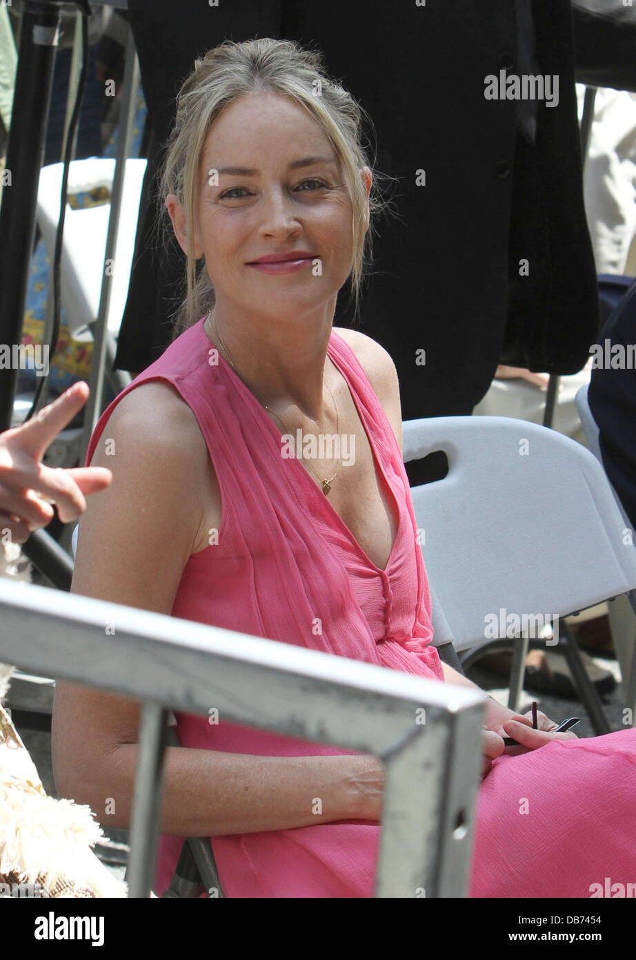 La chanteuse Sharon Stone Jane Morgan reçoit une étoile sur le ...