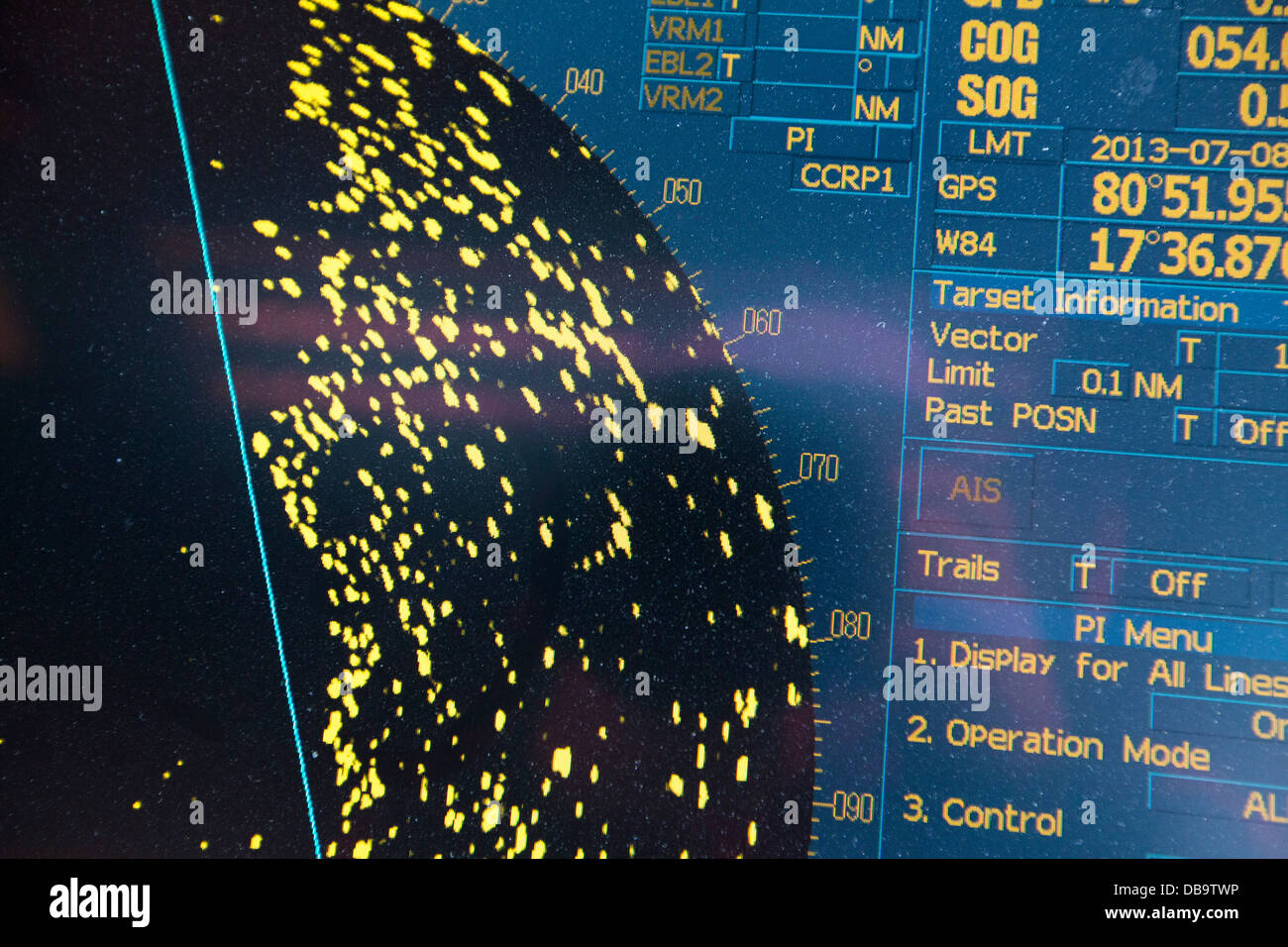 Radar des navires Banque de photographies et d’images à haute ...