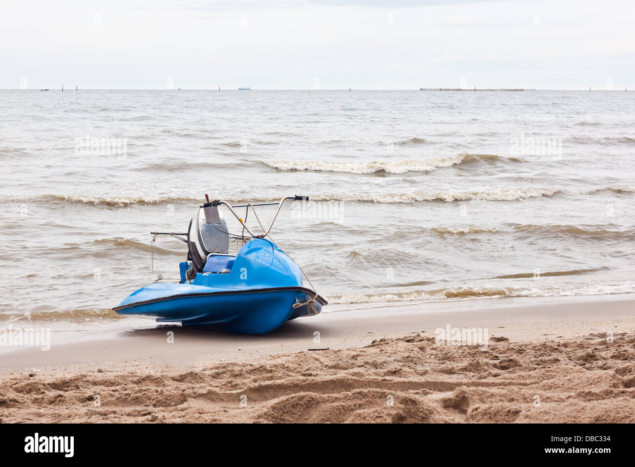 Water scooter on beach Banque de photographies et d’images à haute ...