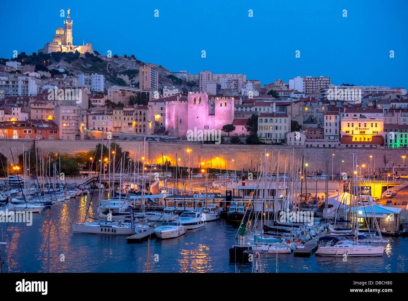 Marseille, France, paysages romantiques du vieux quartier du Port, au ...
