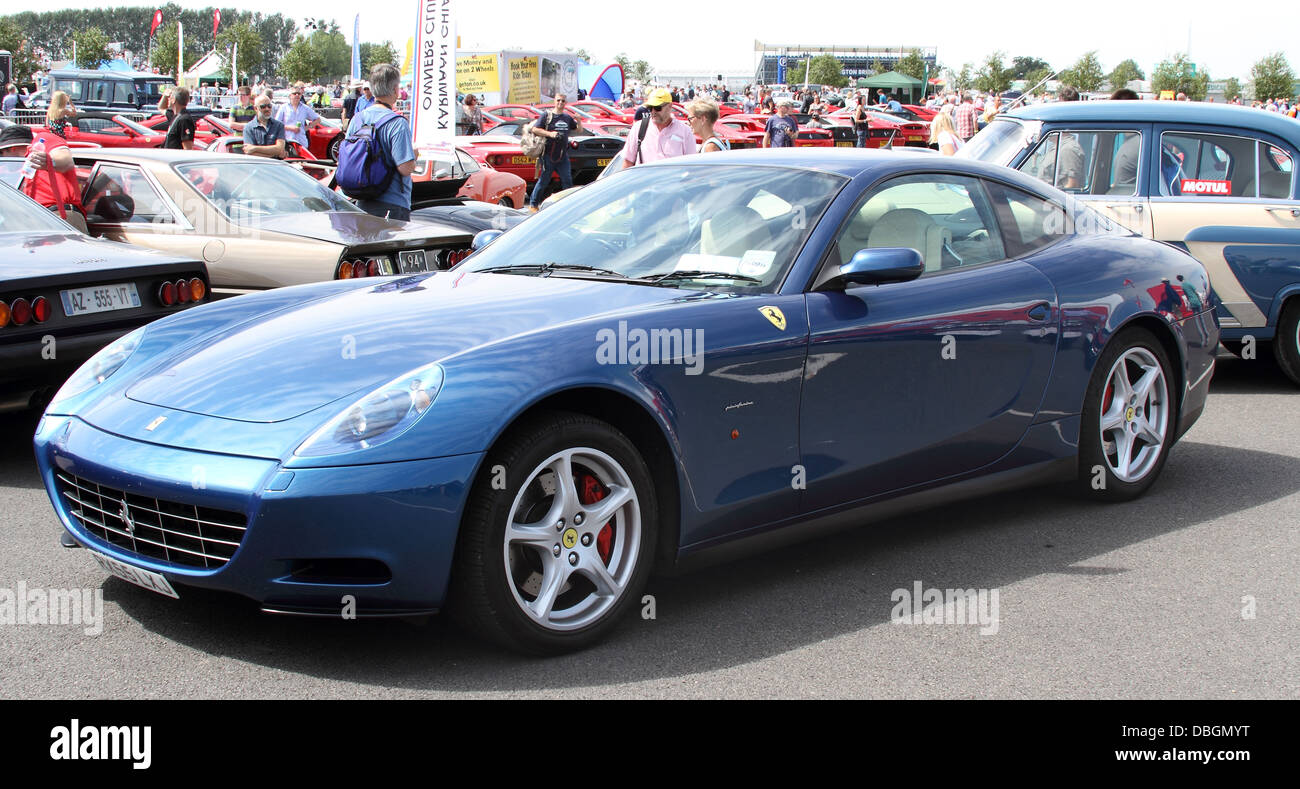 Ferrari classique Banque de photographies et d’images à haute ...
