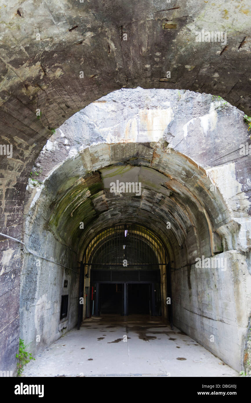 Musée de bunker allemand de la seconde guerre mondiale Banque de ...