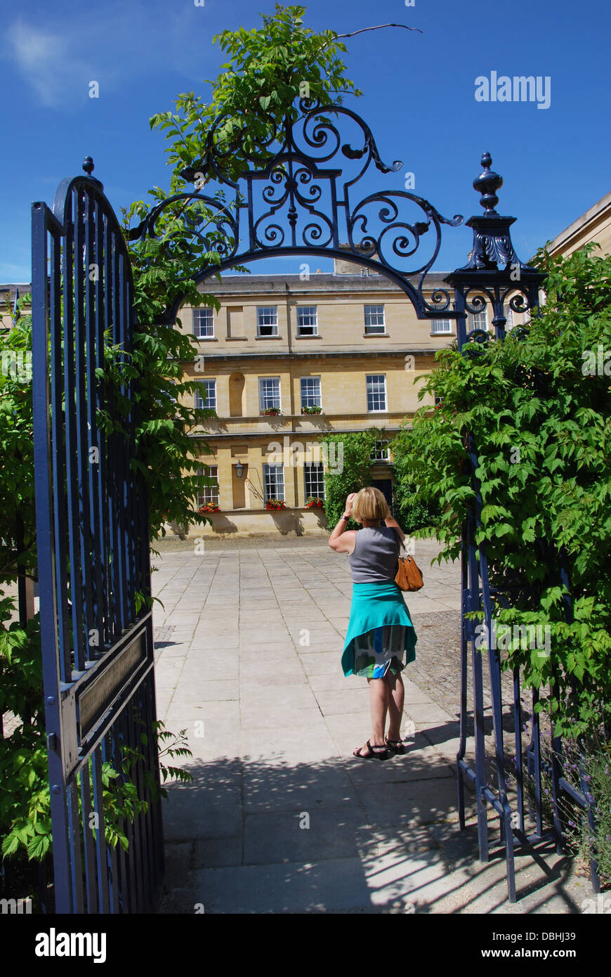 Trinity college gate house Banque d'image et photos - Alamy