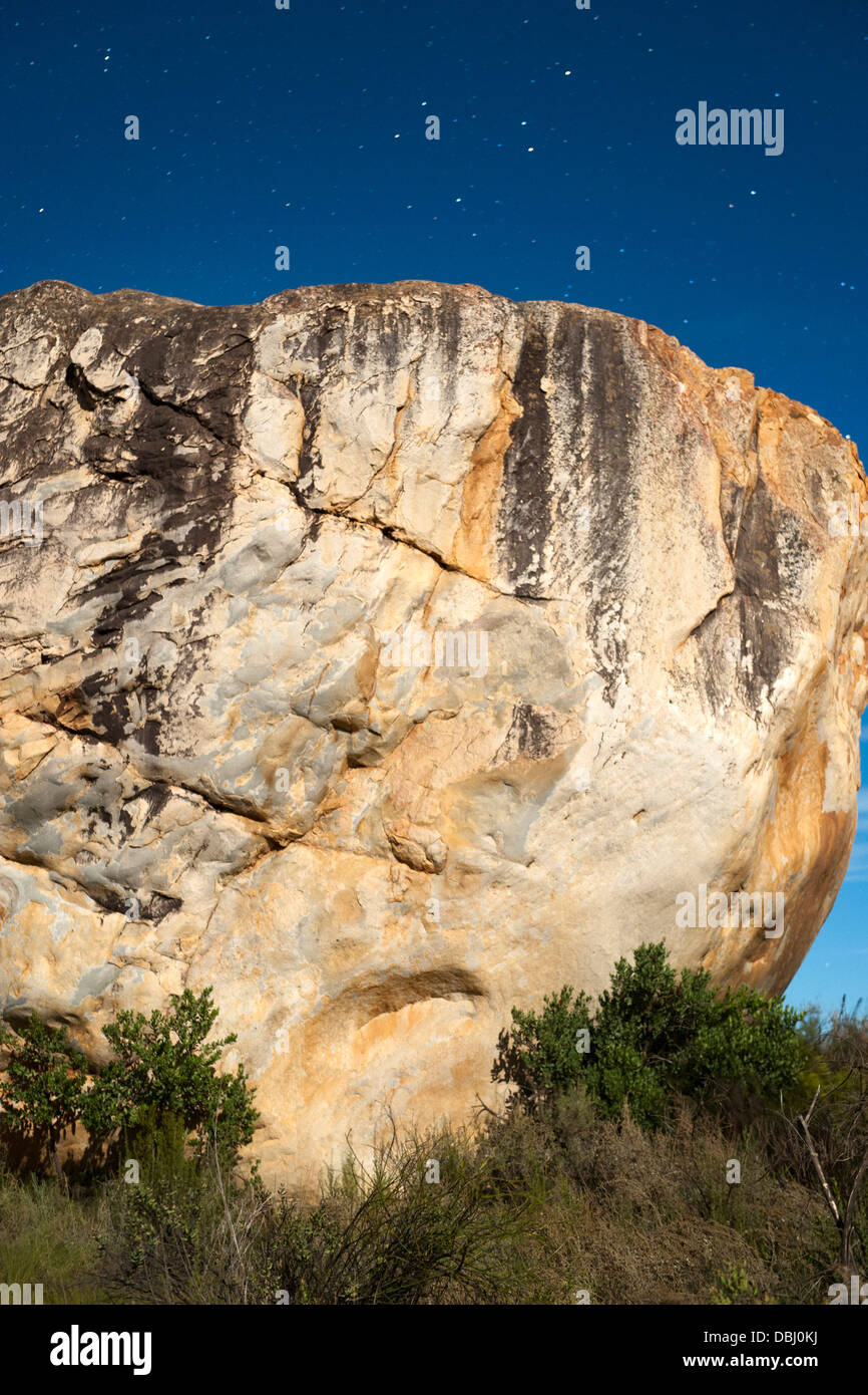 Visage de rocher Banque de photographies et d’images à haute résolution ...
