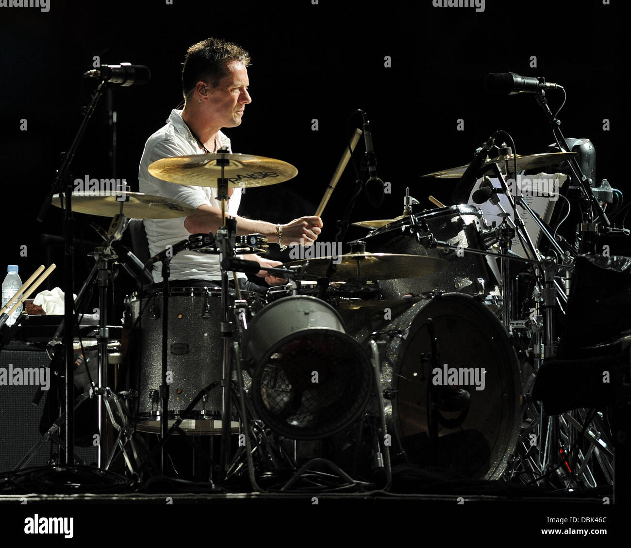 U2 larry mullen jr Banque de photographies et d’images à haute ...