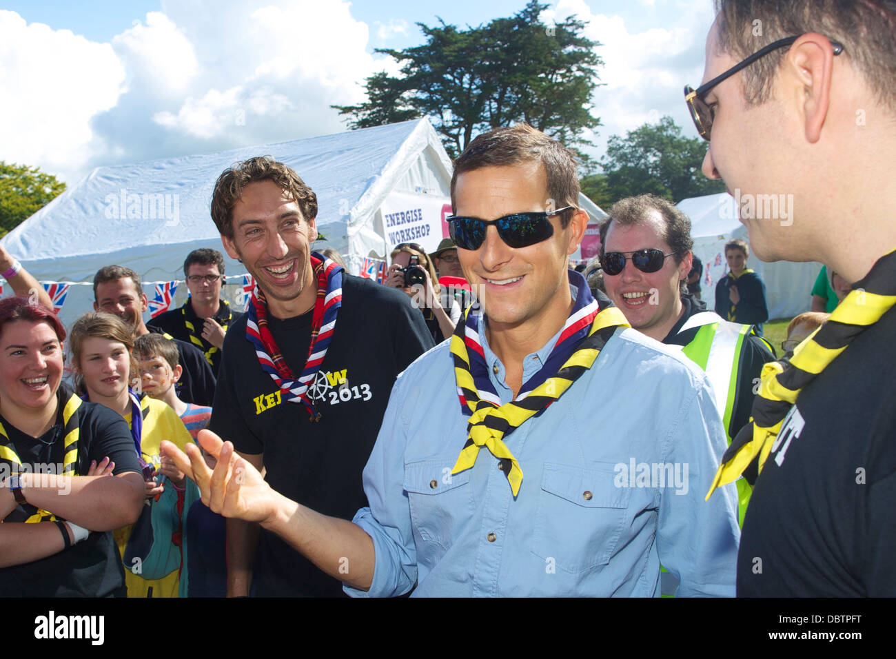 Bear Grylls et David Walliams Kernow visiter le Jamboree Scout Mondial ...