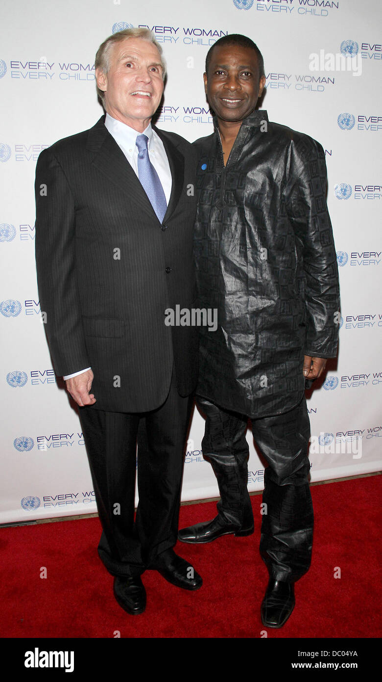 Ray Chambers et Youssou N'Dour chaque femme, chaque enfant de l'OMD ...