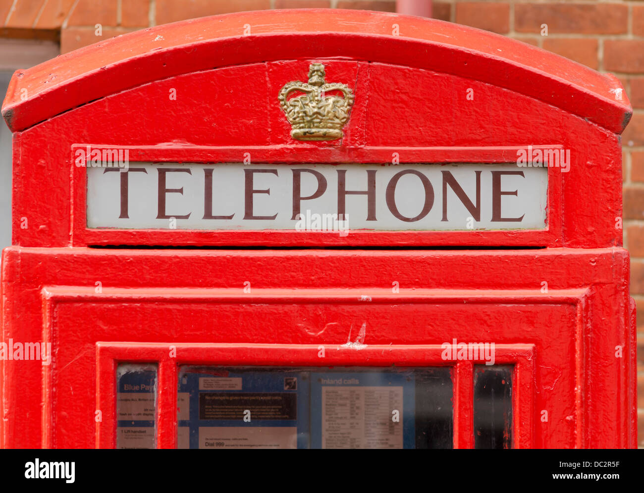 Phone box london Banque de photographies et d’images à haute résolution ...