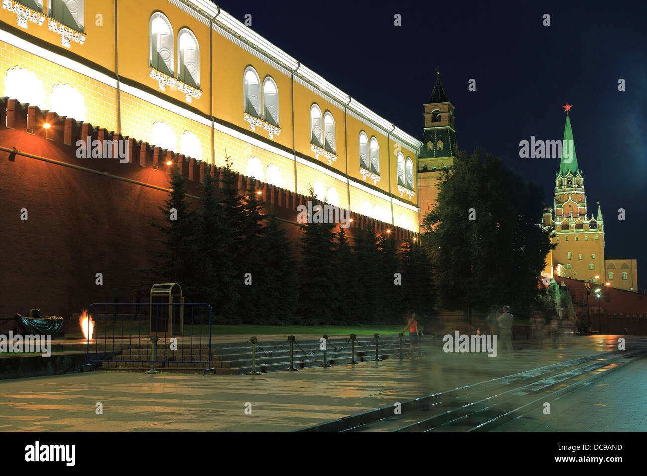 Moscow kremlin arsenal russia Banque de photographies et d’images à ...