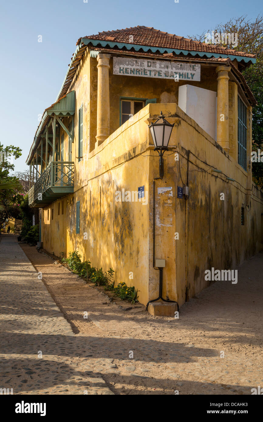île des femmes Banque de photographies et d’images à haute résolution ...