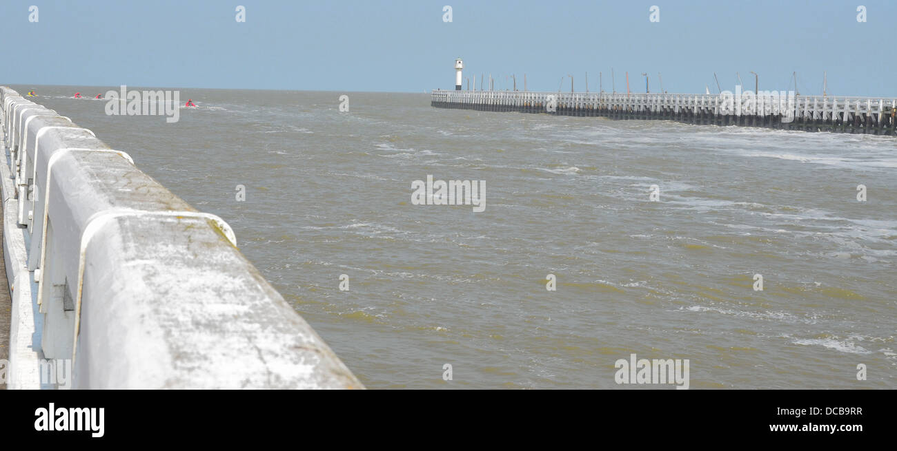 Une jetée en Nieuwpoort, Belgique Photo Stock - Alamy