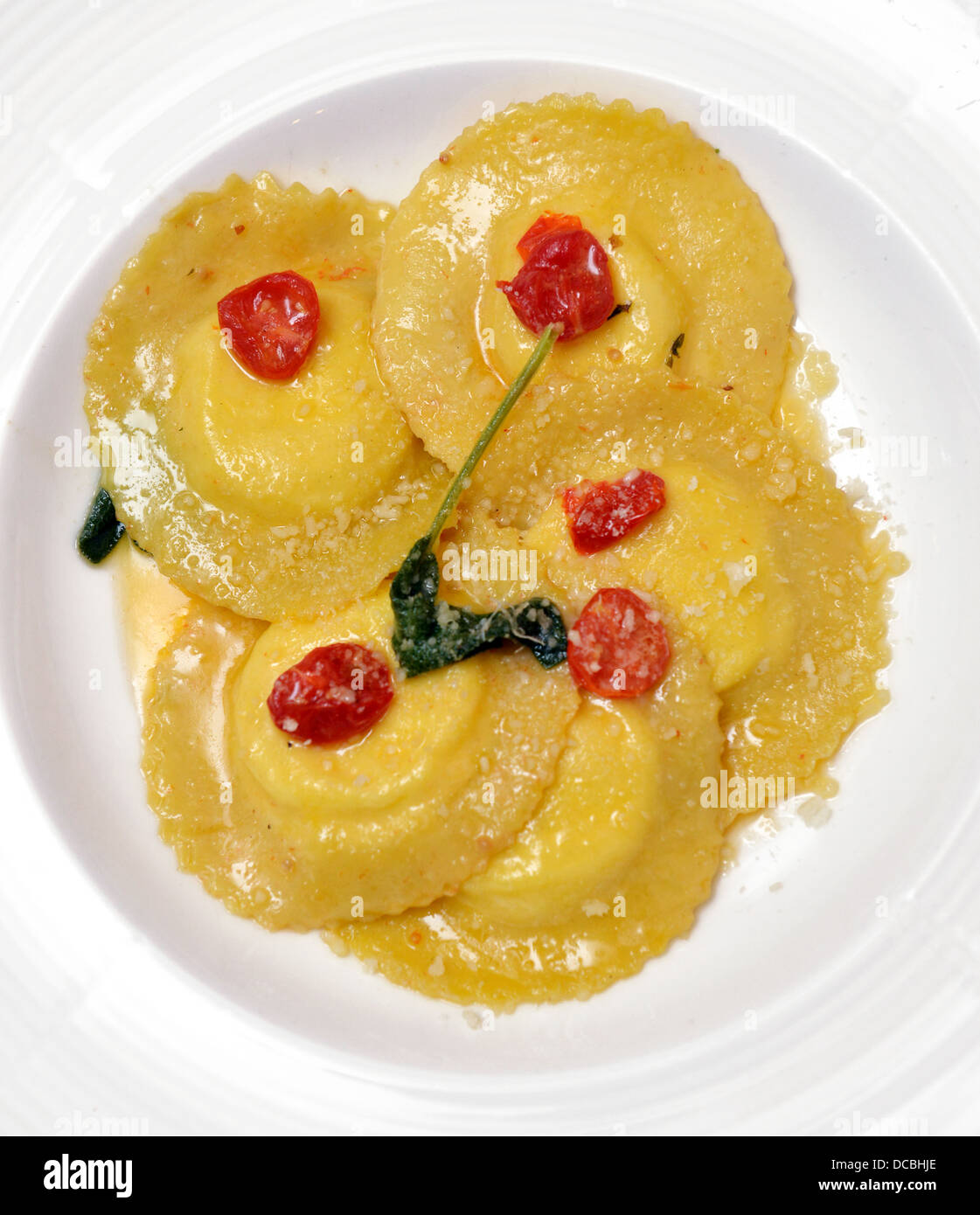 Raviolis au poulet Banque de photographies et d’images à haute ...