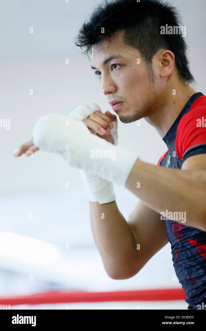 Teiken boxing gym tokyo japan Banque de photographies et d’images à ...