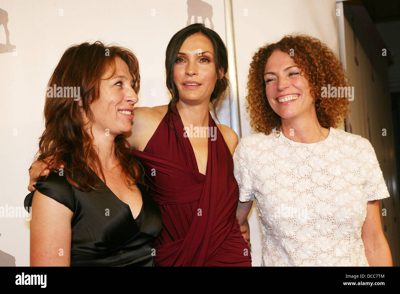 Famke Janssen avec ses sœurs, Antoinette Beumer, réalisateur et actrice ...