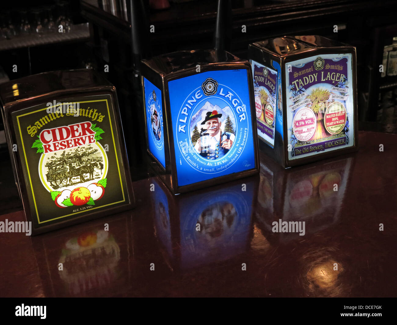 Samuel smiths pub Banque de photographies et d’images à haute ...