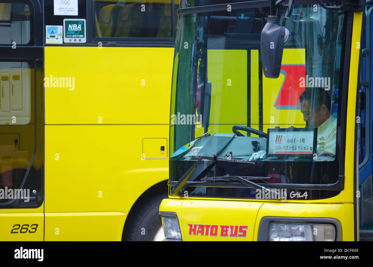Hato bus Banque de photographies et d’images à haute résolution - Alamy