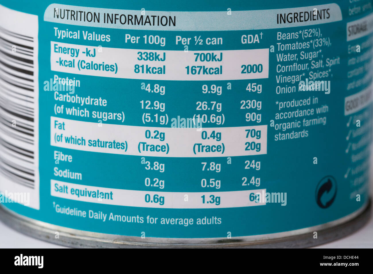 L'information nutritionnelle sur un peut de haricots Photo Stock - Alamy