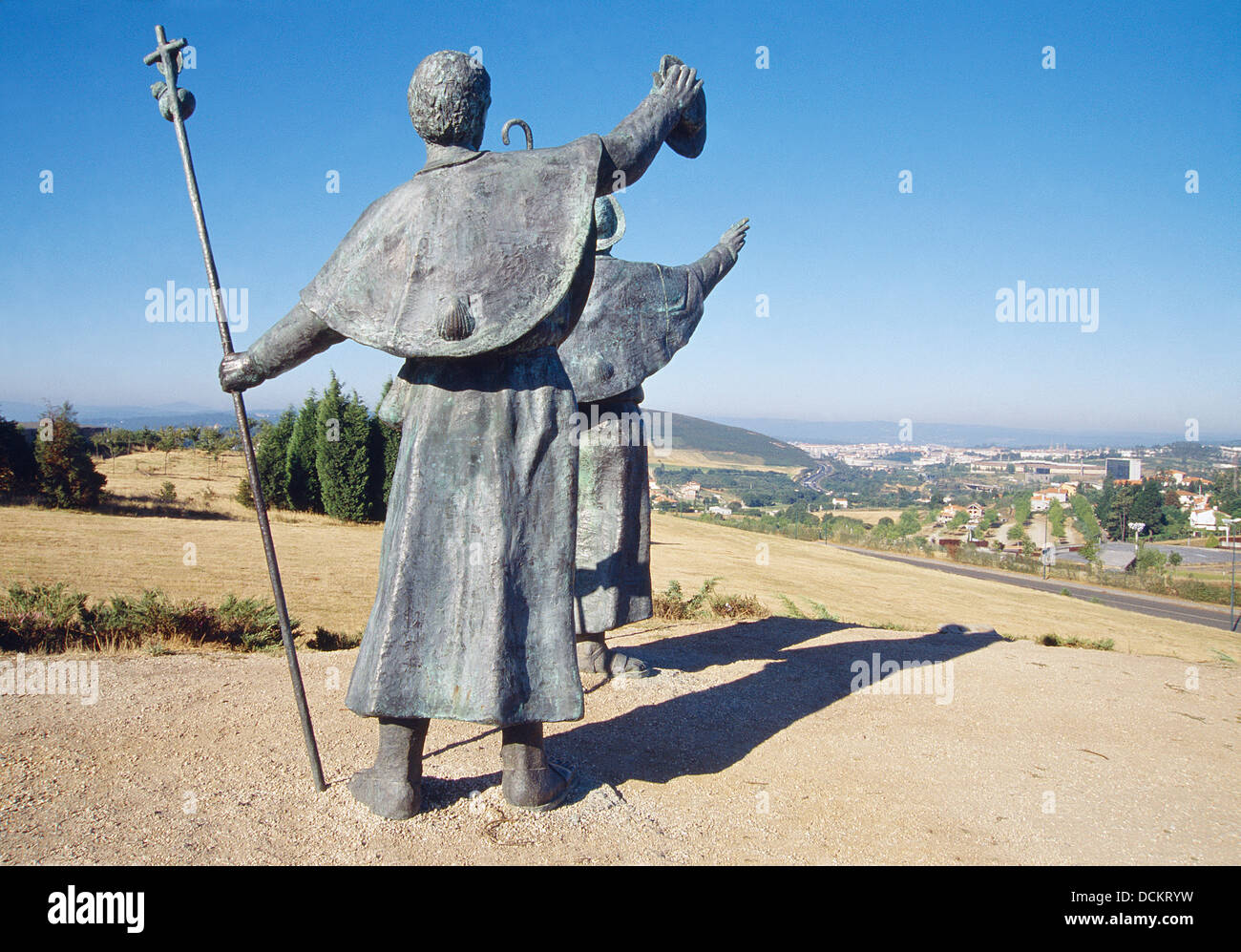 Sculptures de pèlerins du Monte do Gozo. Santiago de Compostela ...