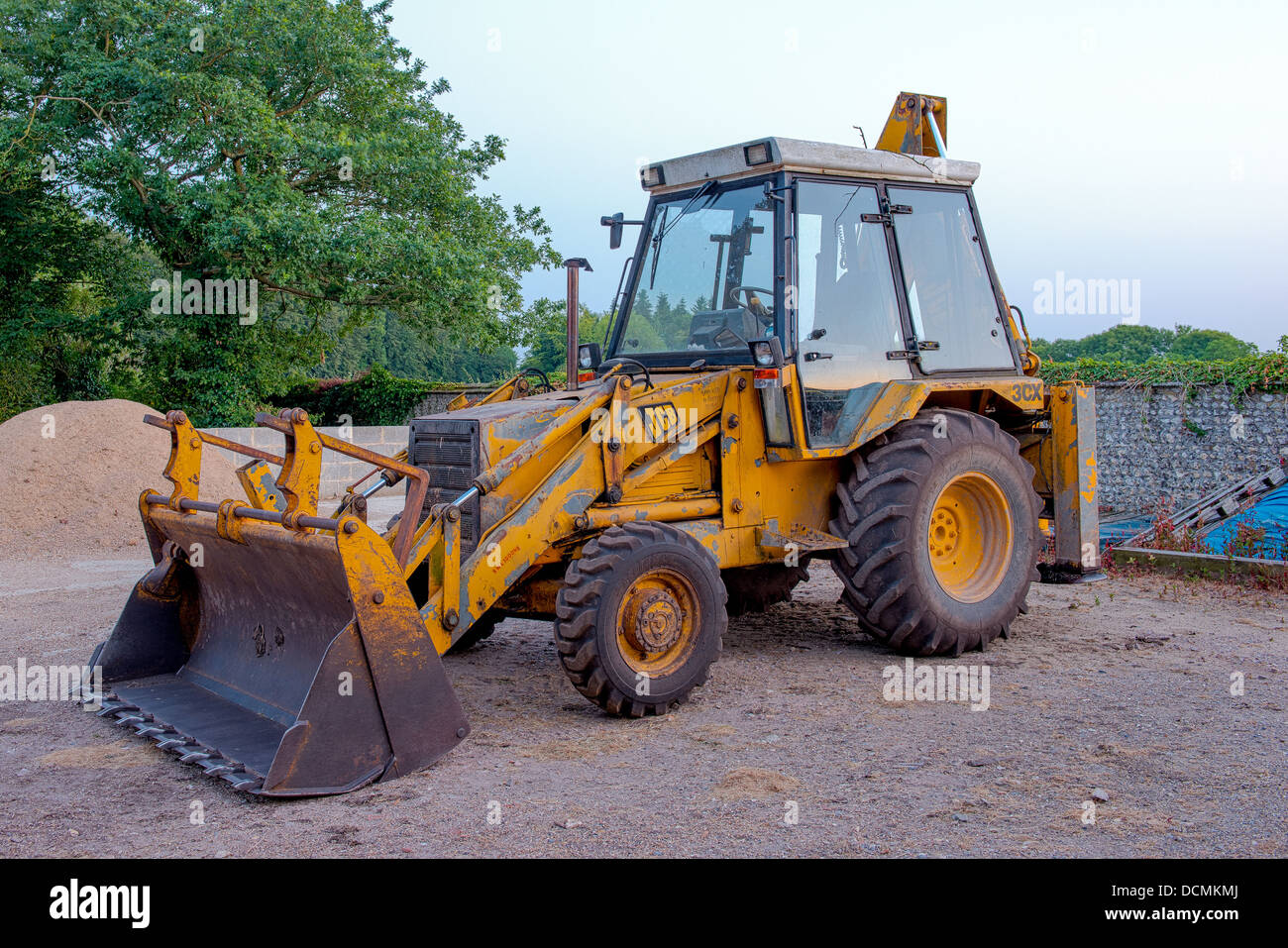 Jcb digger Banque de photographies et d’images à haute résolution - Alamy